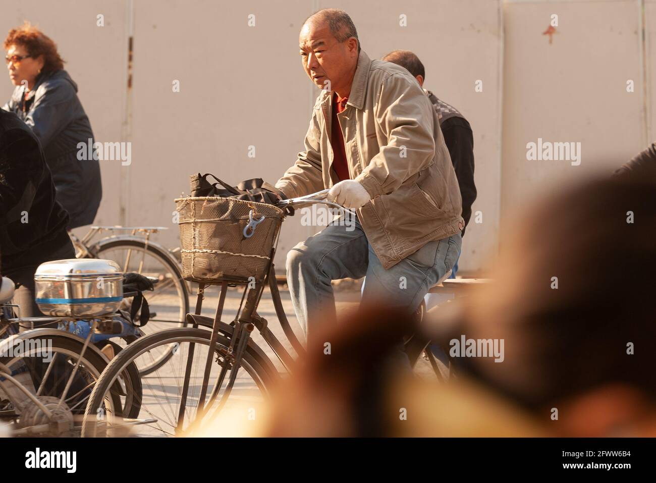 China shanghai bicycle hi-res stock photography and images - Alamy