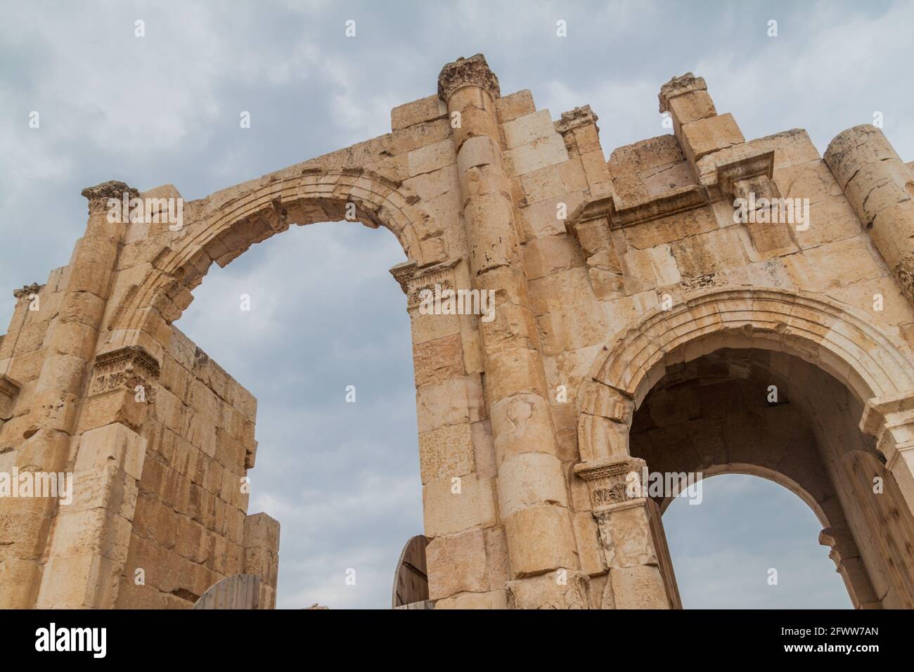 South Gate in Jerash, Jordan Stock Photo - Alamy
