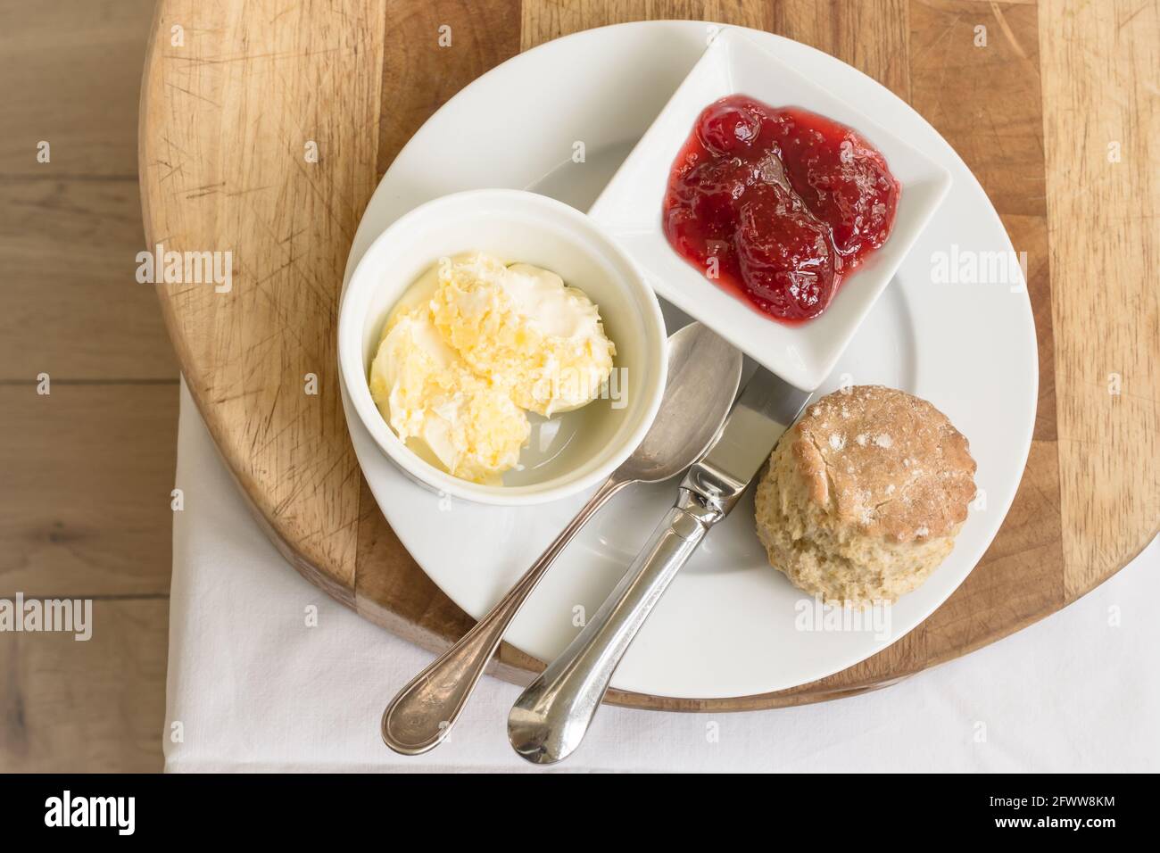 A cream tea ready to eat Stock Photo - Alamy