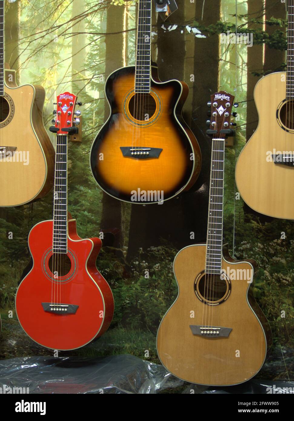 Manchester guitar music hi-res stock photography and images - Alamy