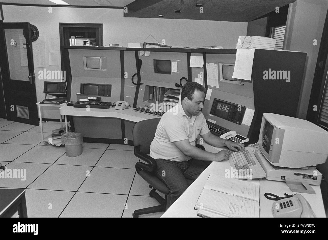 1987 computer Black and White Stock Photos & Images - Alamy