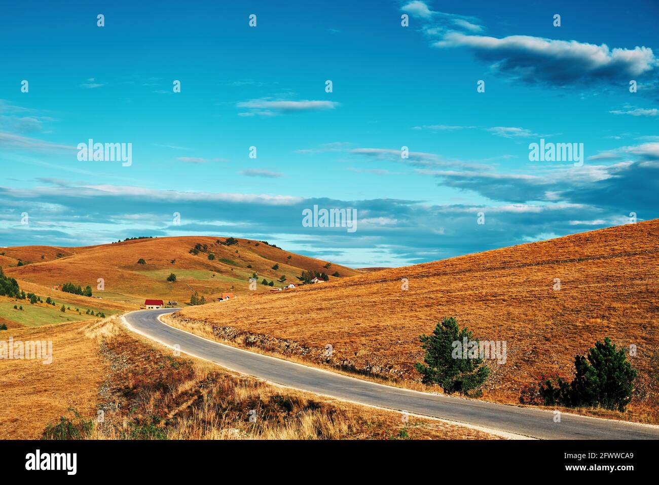 Empty landscape beautiful hi-res stock photography and images - Alamy