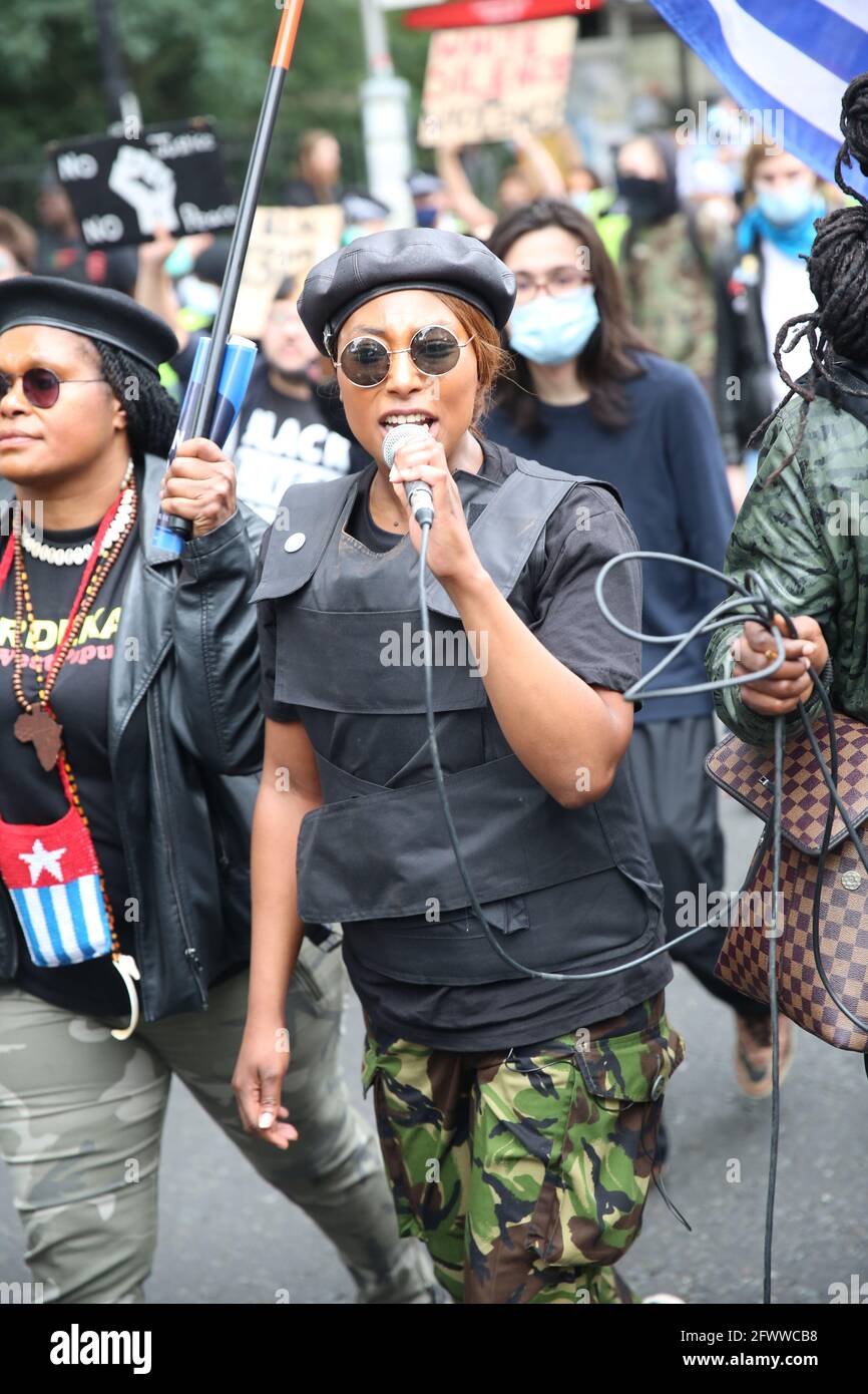 Sasha Johnson's Instagram, Twitter & Facebook on IDCrawl