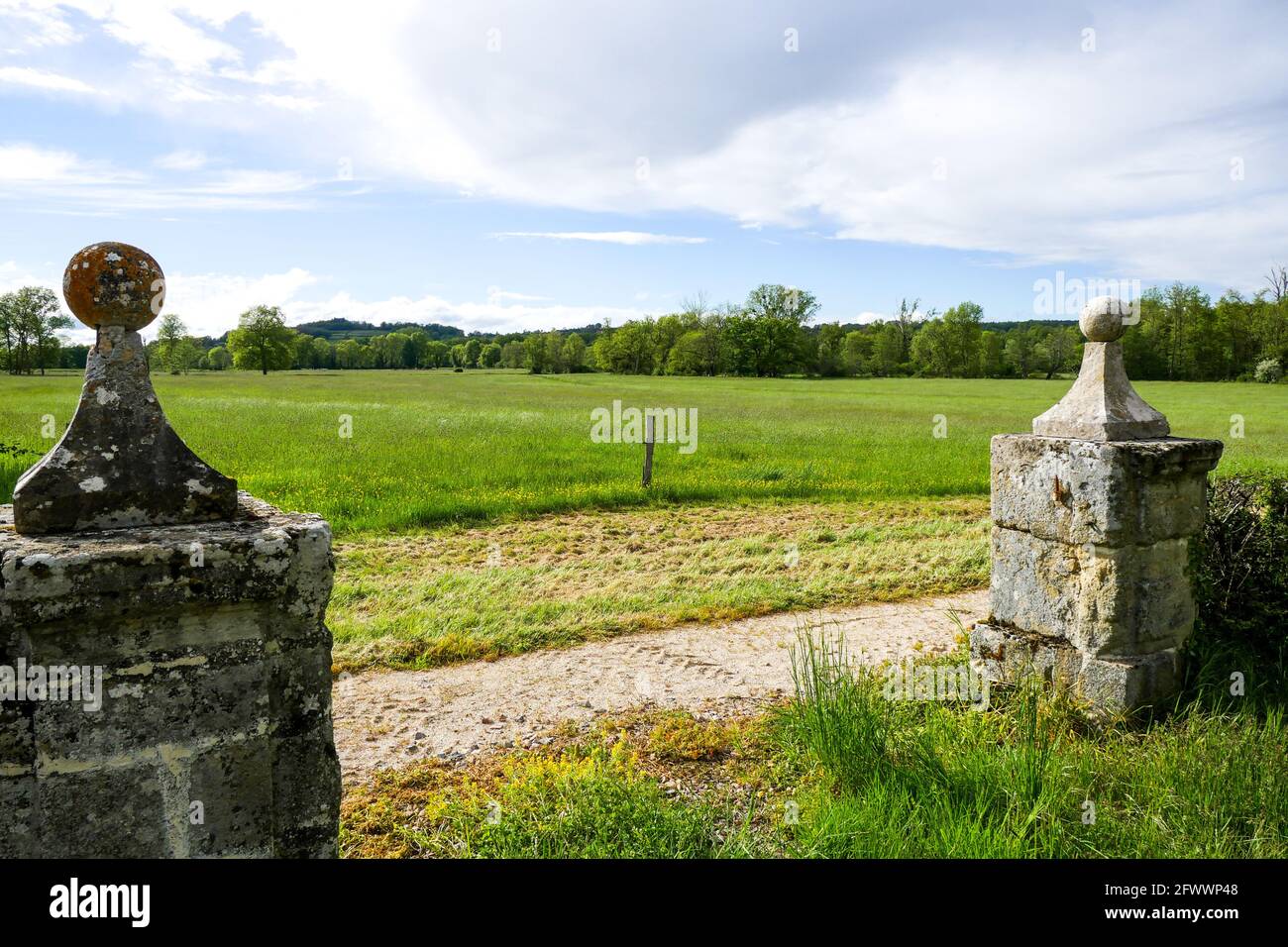 Mac Mahon castle, Sully, Saône et Loire, Burgundy, Bourgogne-Franche ...