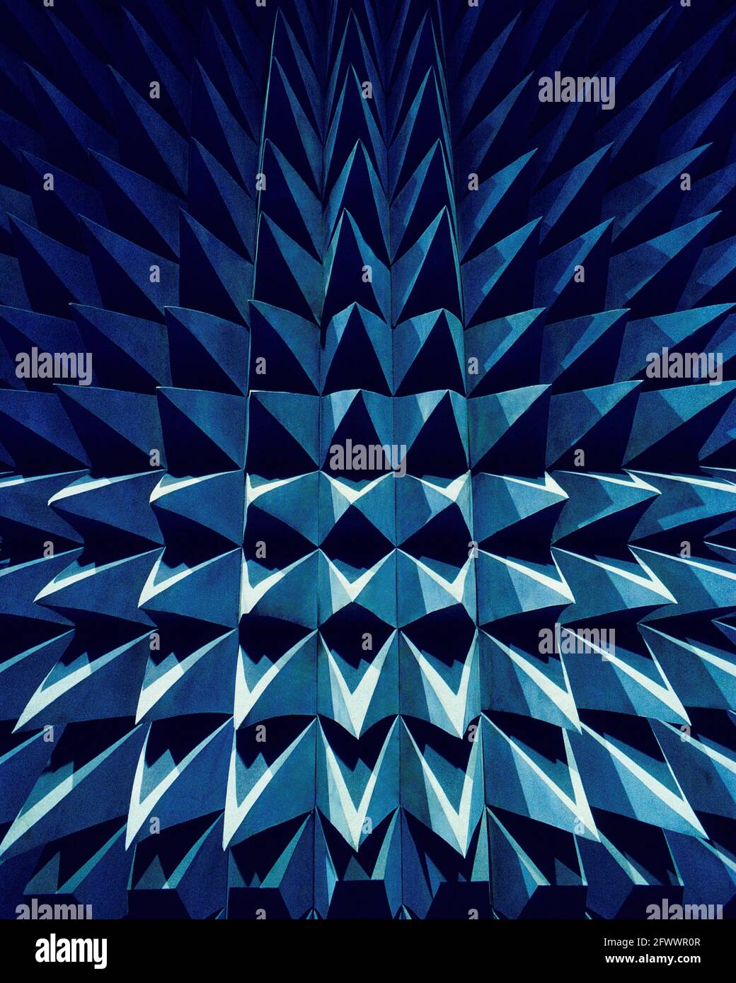 Anechoic hi-res stock photography and images - Alamy
