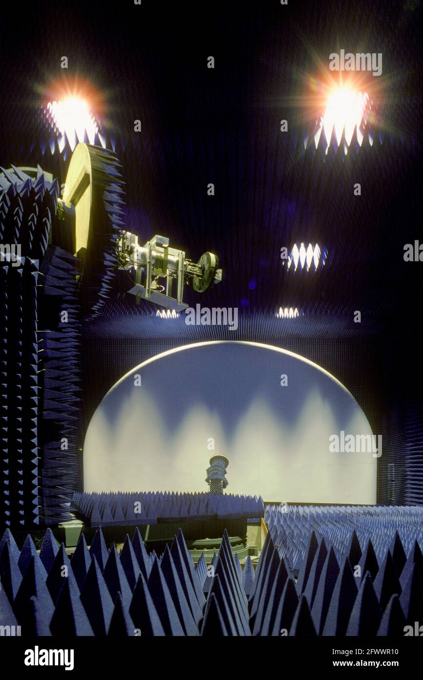Anechoic Antenna Range Stock Photo - Alamy