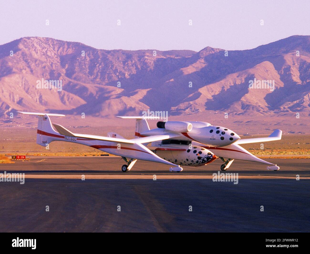 First Launch of SpaceShip One; 6/21/04 Stock Photo - Alamy