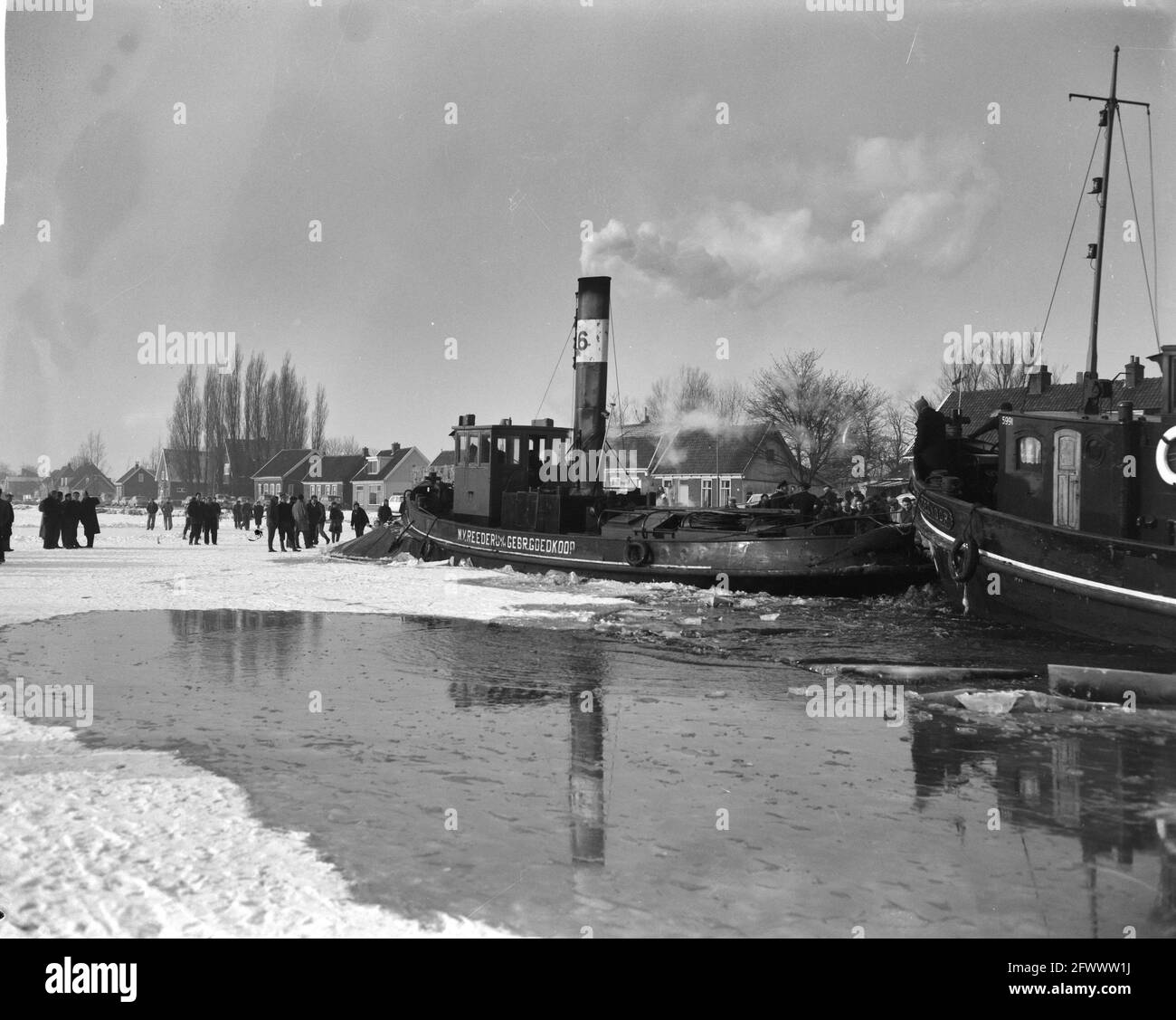 Trouw icebreaker hi-res stock photography and images - Alamy