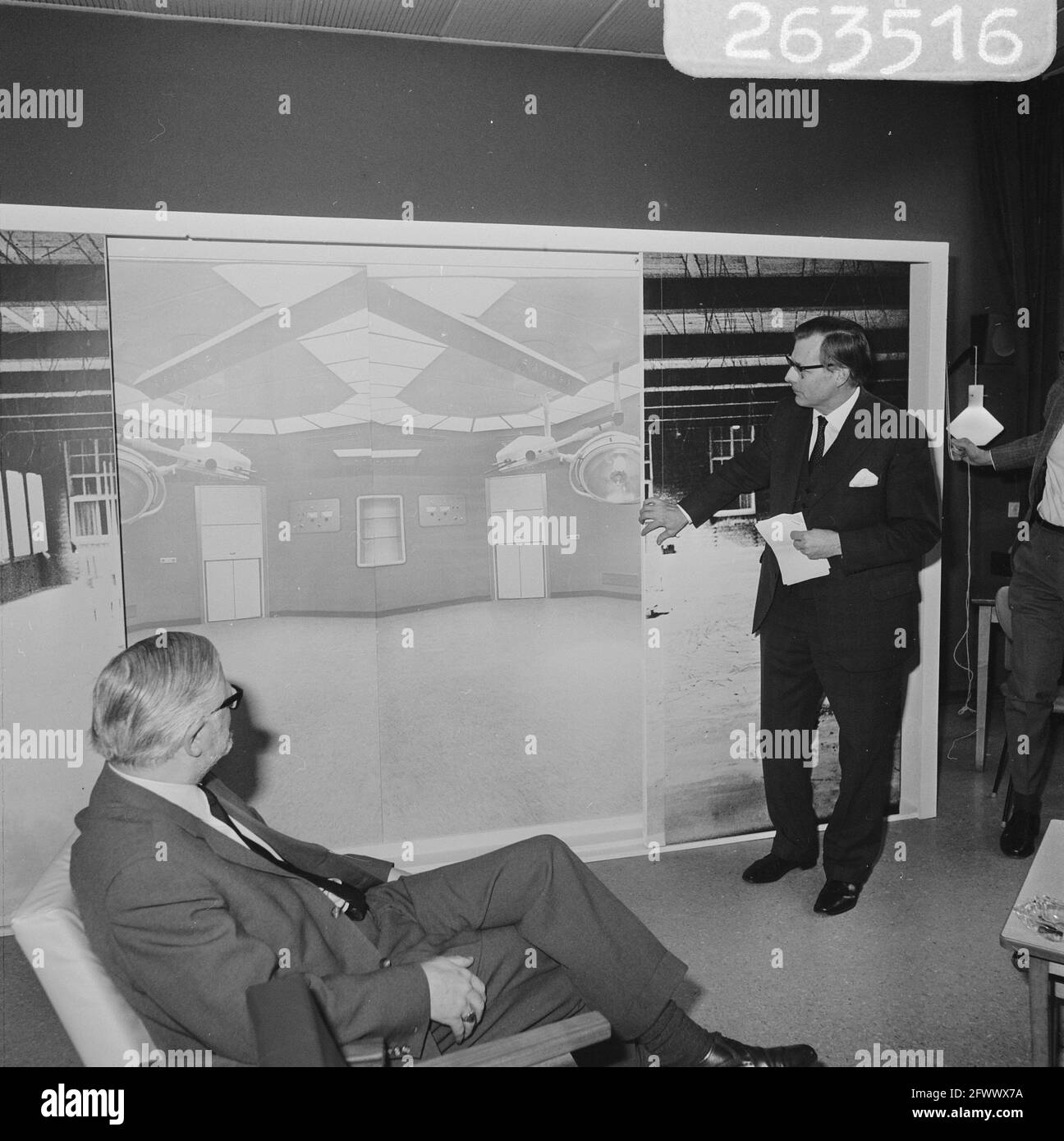 Operating rooms historic hi-res stock photography and images - Alamy