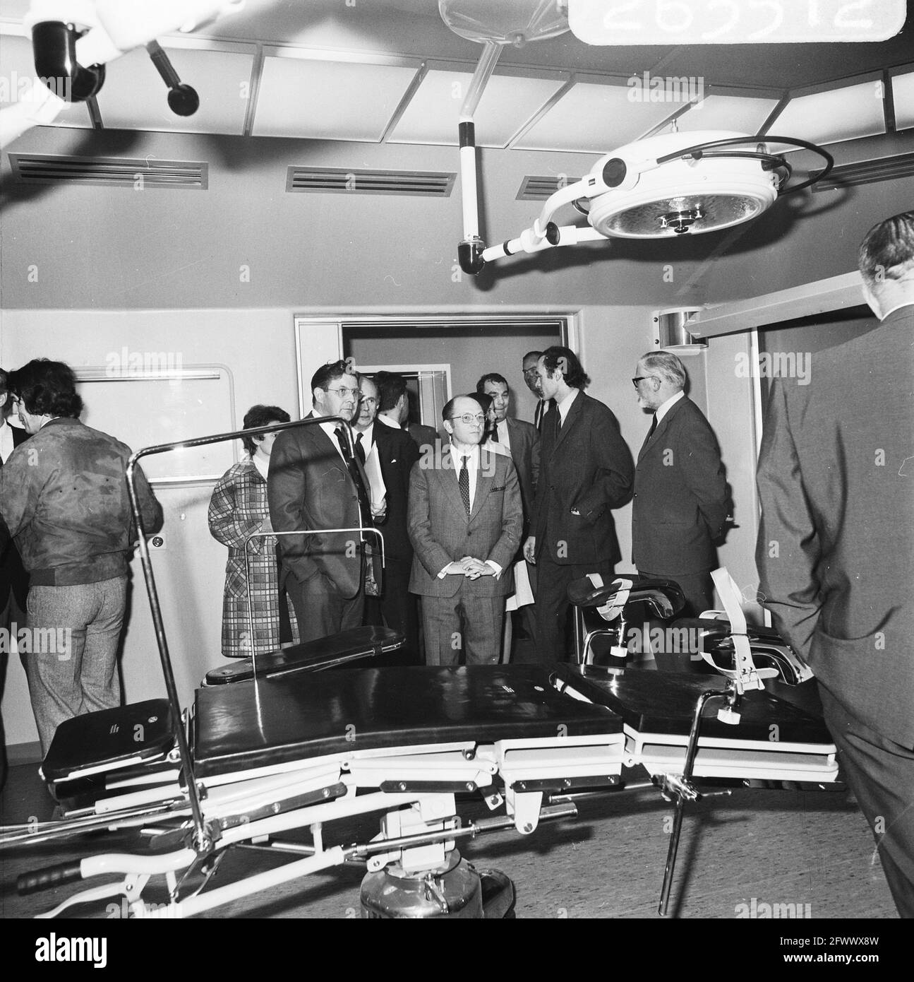 Operating rooms historic hi-res stock photography and images - Alamy