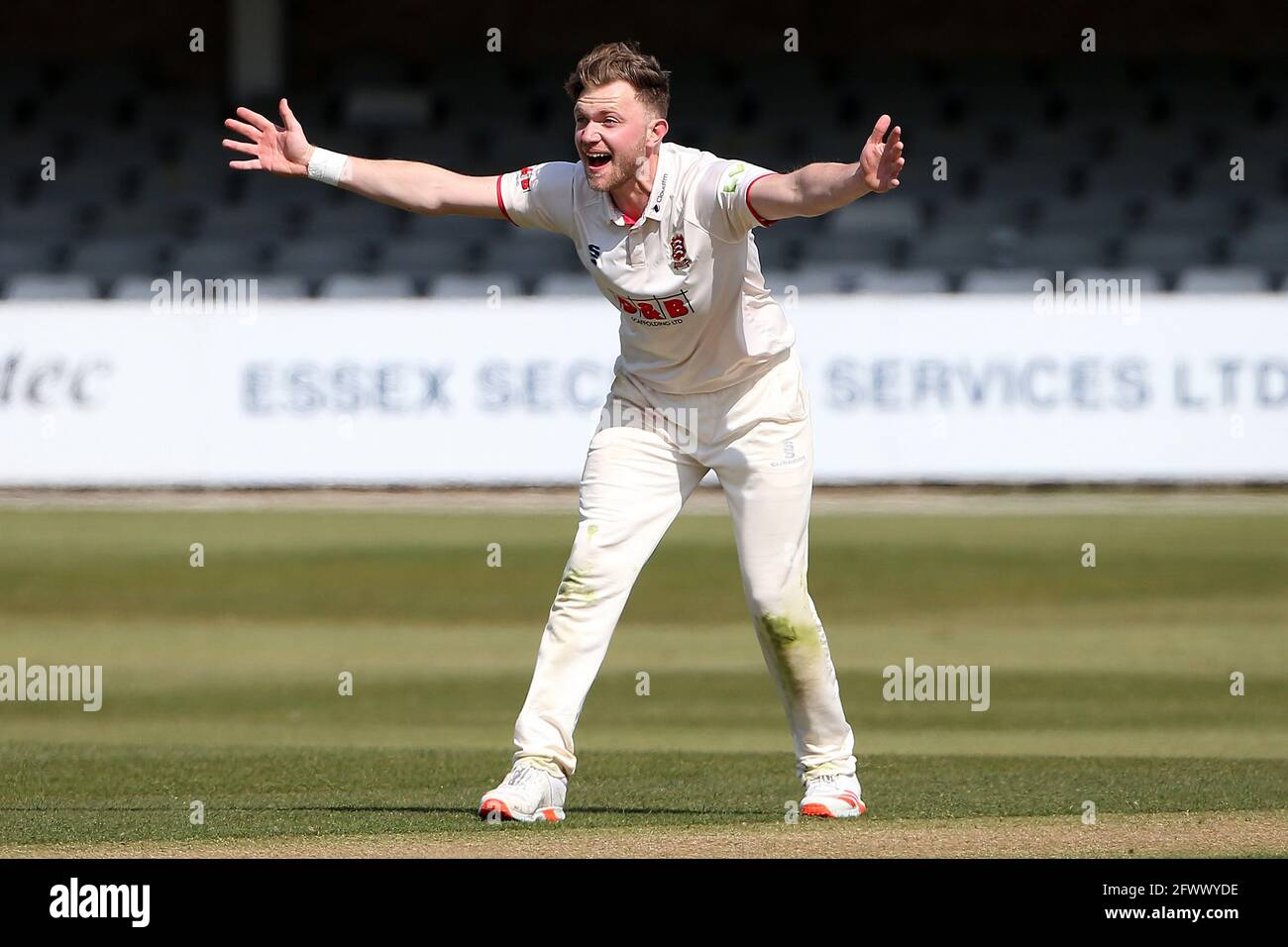Sam Cook of Essex appeals for a wicket during Essex CCC vs Durham CCC ...
