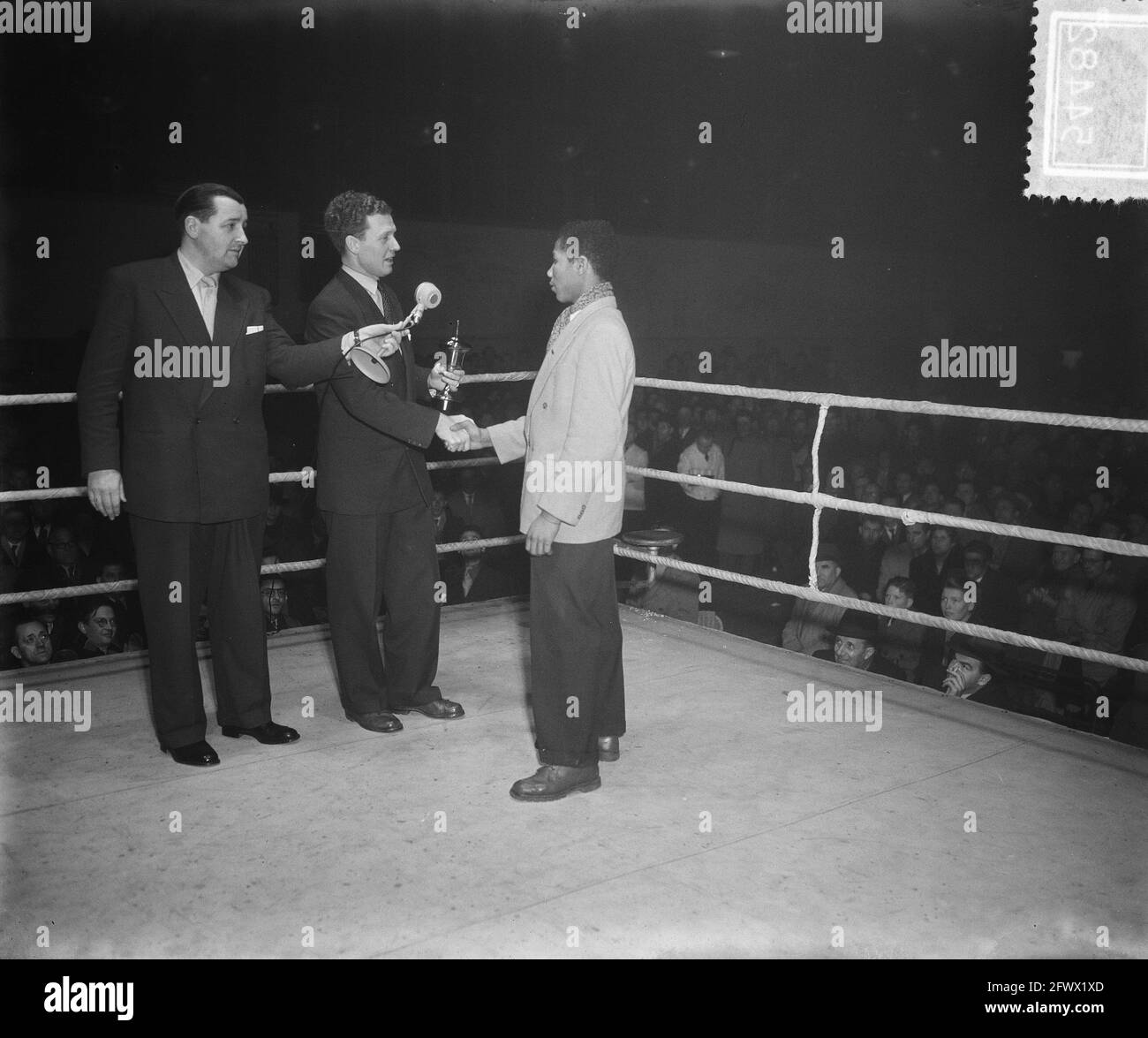 Assignments coca cola boxing hi-res stock photography and images - Alamy