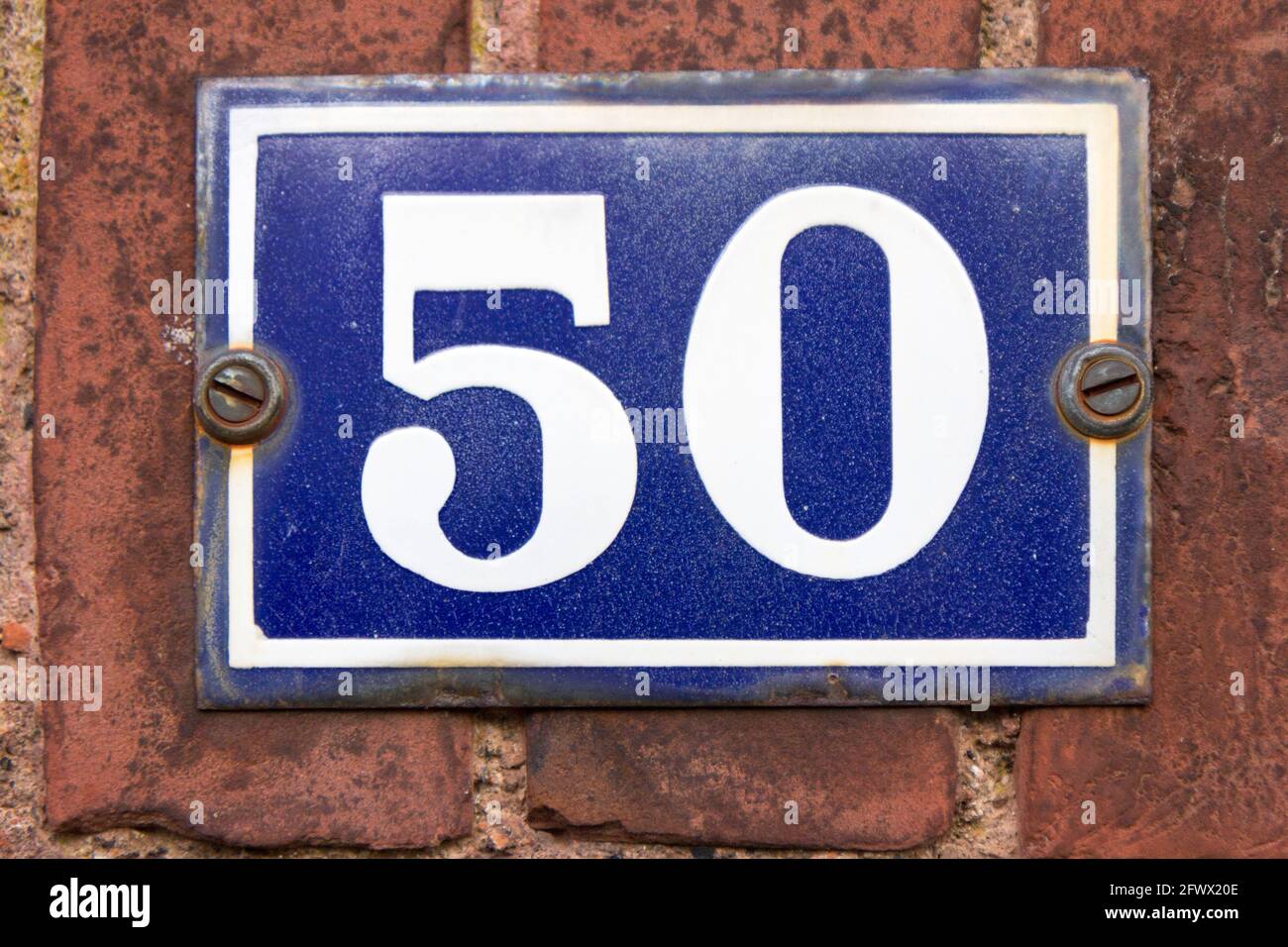Blue plate vintage sign hi-res stock photography and images - Alamy