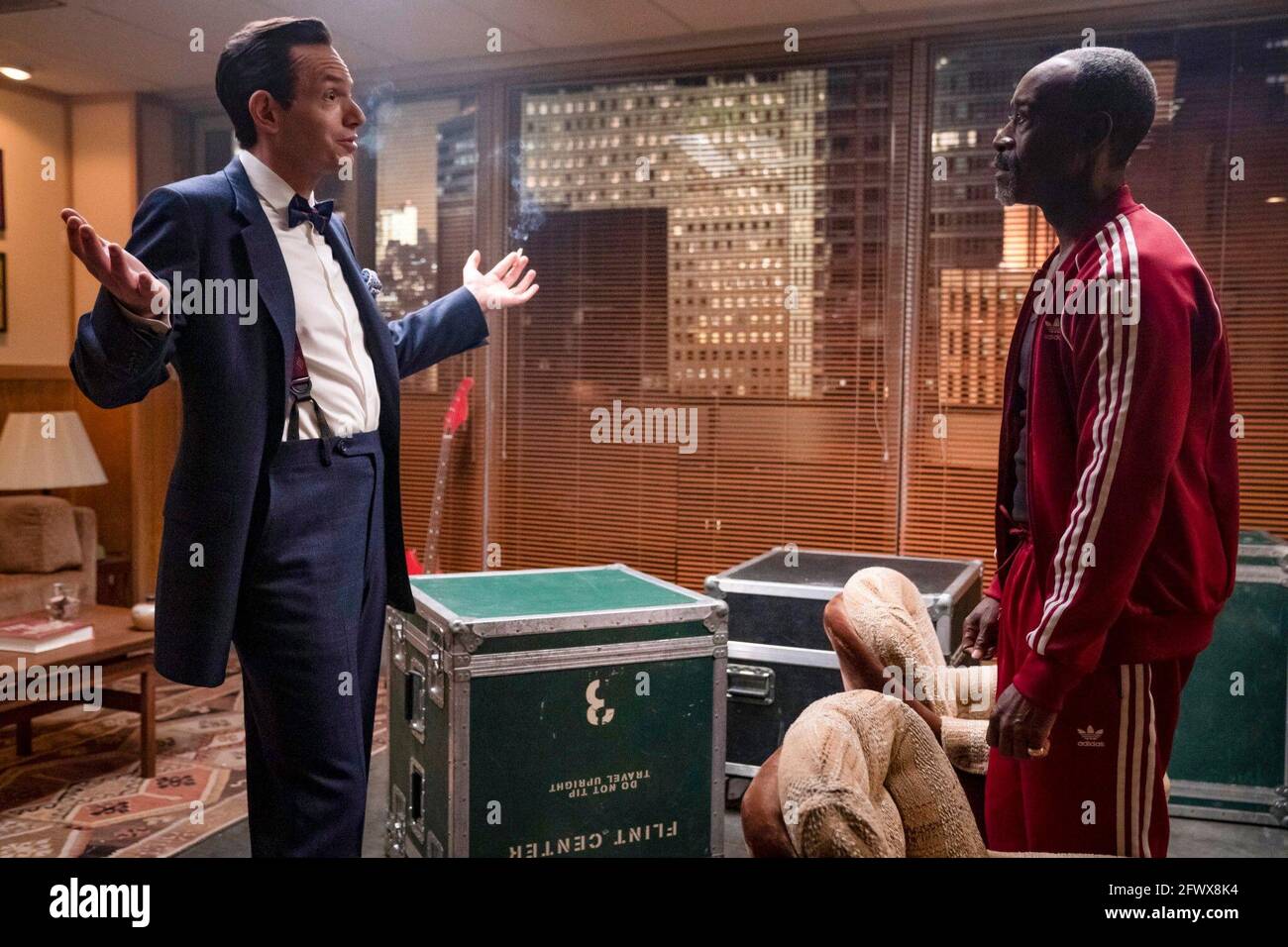 BLACK MONDAY, from left: Paul Scheer, Don Cheadle, Ten!', (Season 3, ep ...