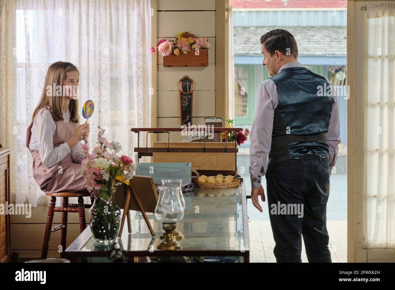 WHEN CALLS THE HEART, from left: Jaeda Lily Miller, Kavan Smith, Before My Very Eyes', (Season 8 ...