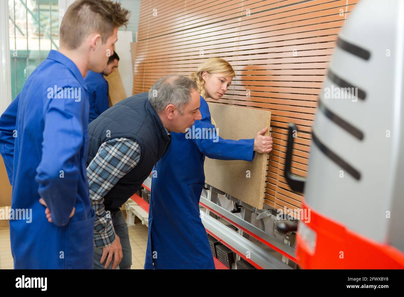 Female boss apprentice hi-res stock photography and images - Alamy