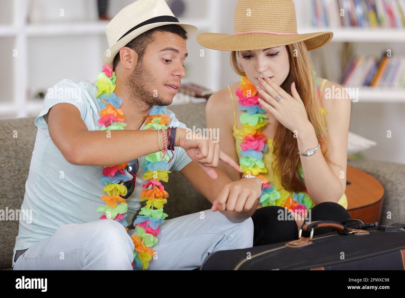 couple running late to get to the airport Stock Photo - Alamy