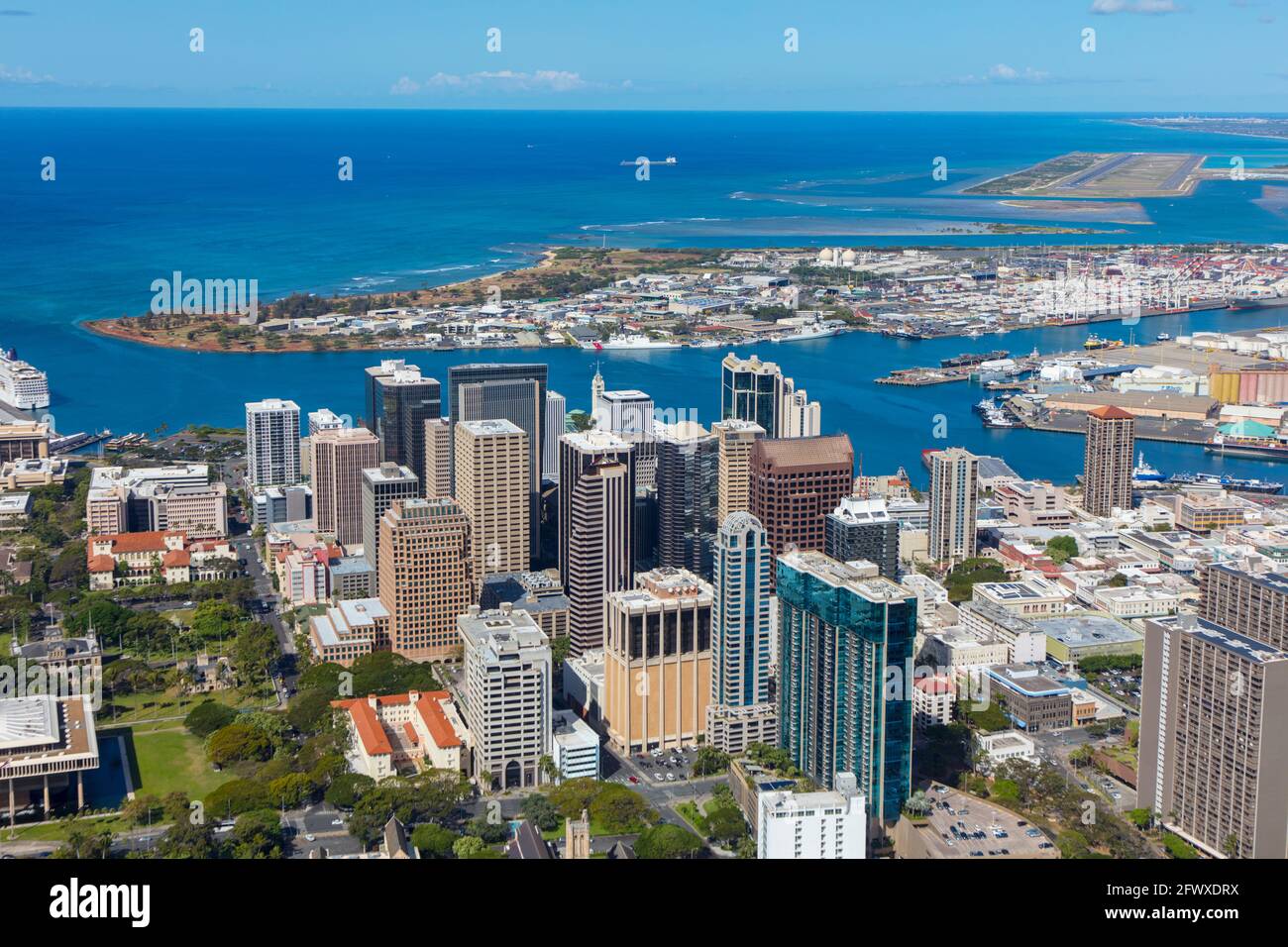 Downtown honolulu hi-res stock photography and images - Alamy