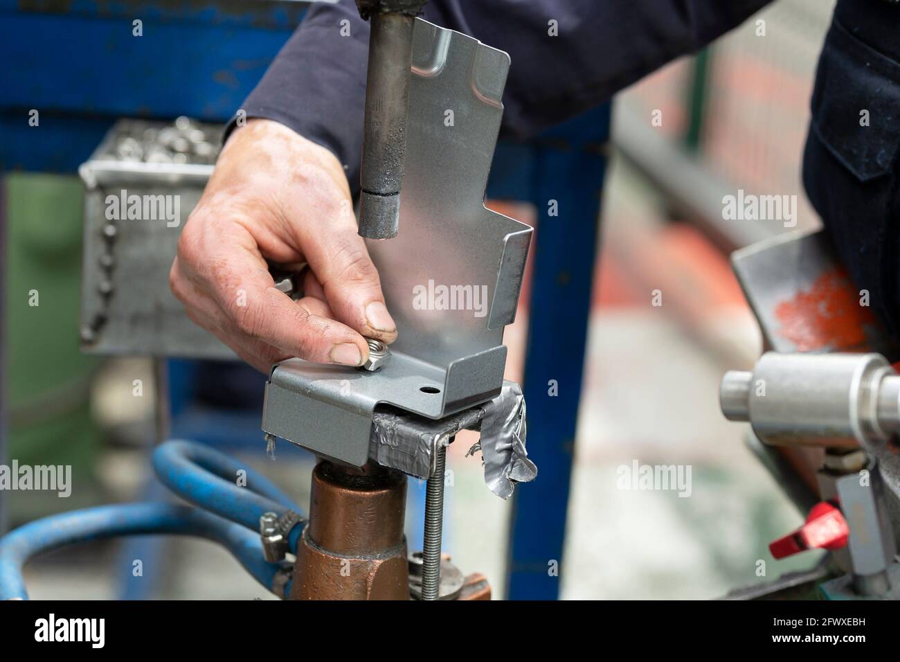 Spot welding assembly line hi-res stock photography and images - Alamy
