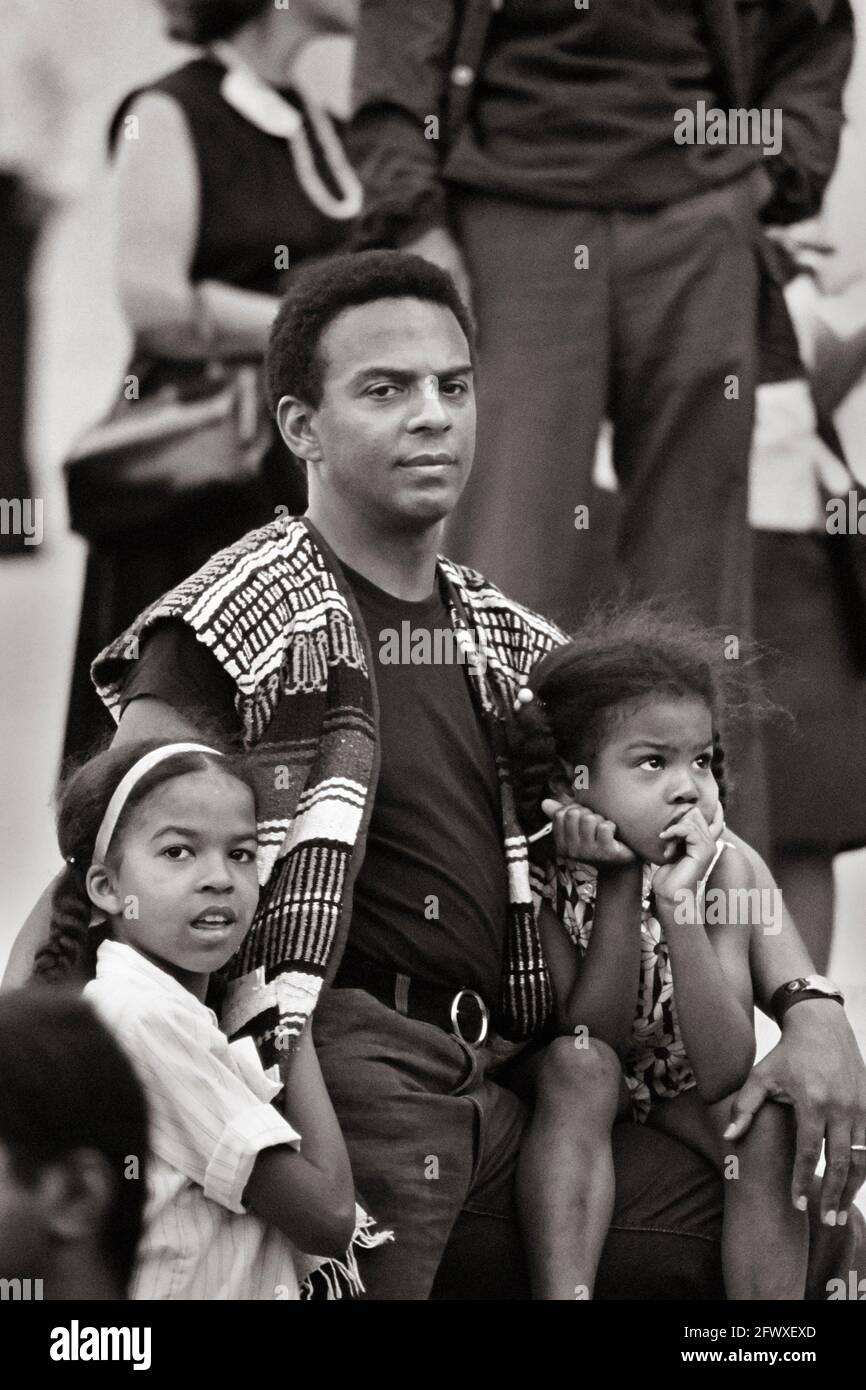 Andrew Young with Kids Stock Photo - Alamy