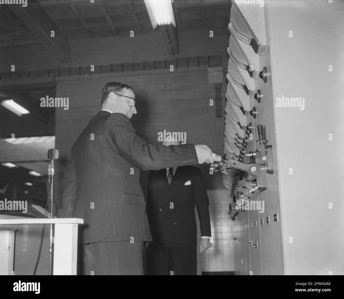 Opening of the new freezer house America of the Blauwhoed by Mayor G ...