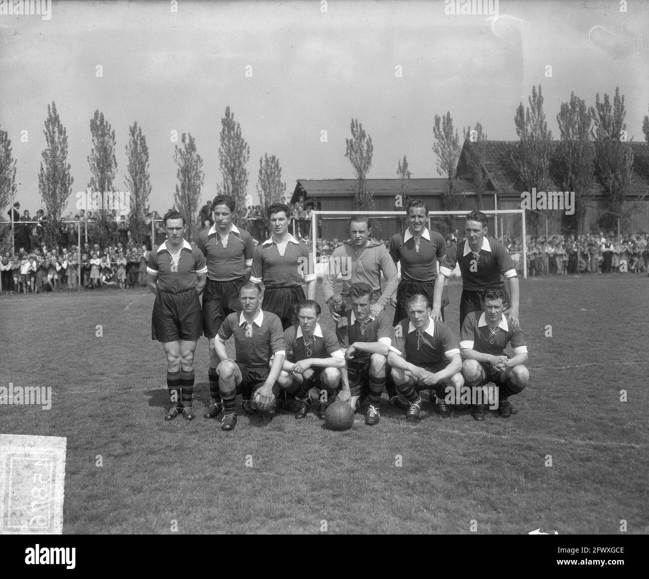 Promotion match 2nd class EBOH-DHC 2-4. EBOH team from Dordrecht, May ...