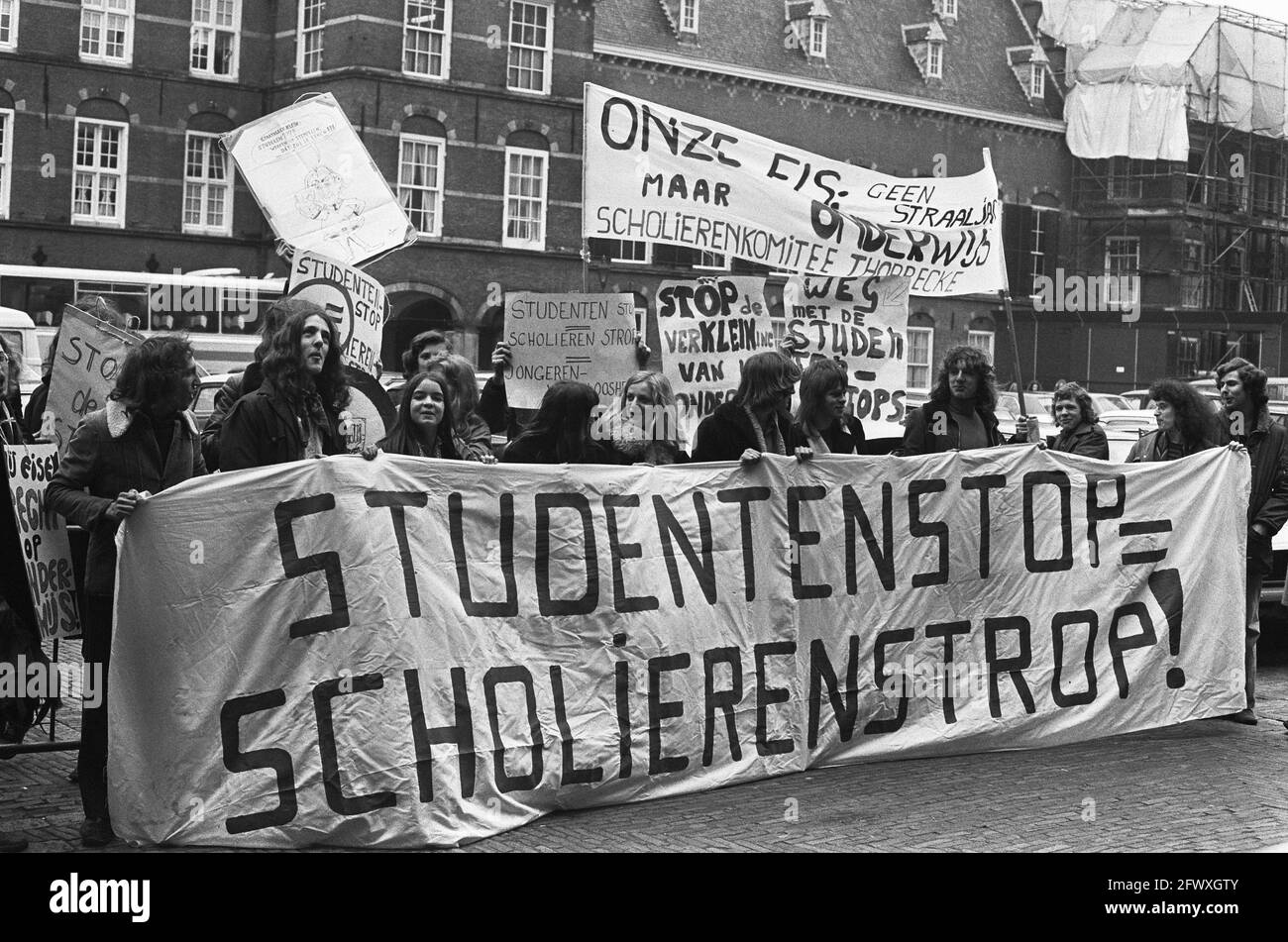 Draw press hi-res stock photography and images - Alamy