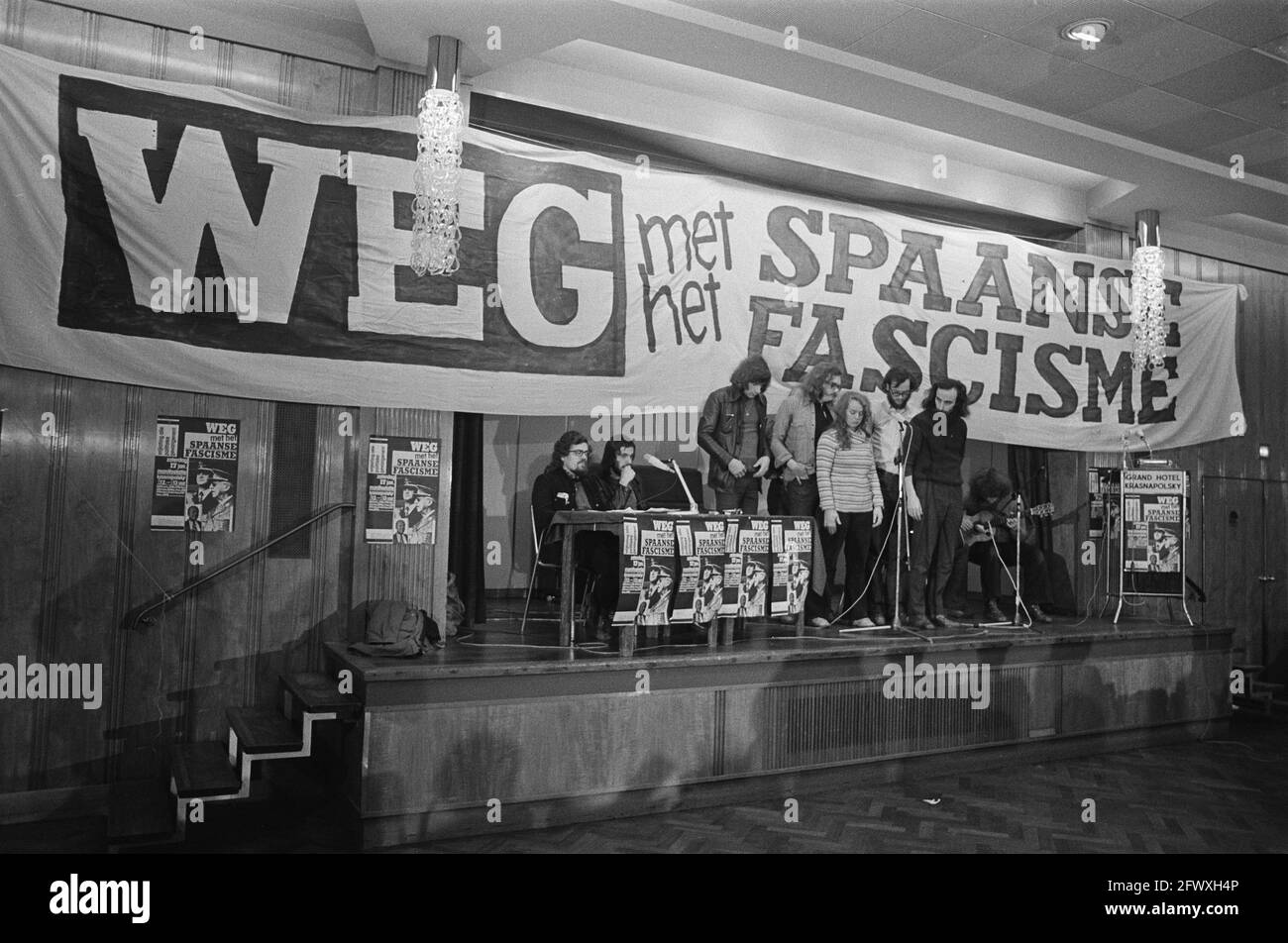 1976 protest spain hi-res stock photography and images - Alamy