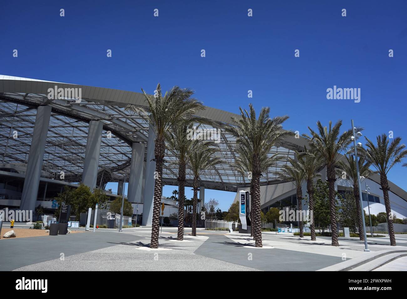 So fi stadium inglewood hi-res stock photography and images - Alamy