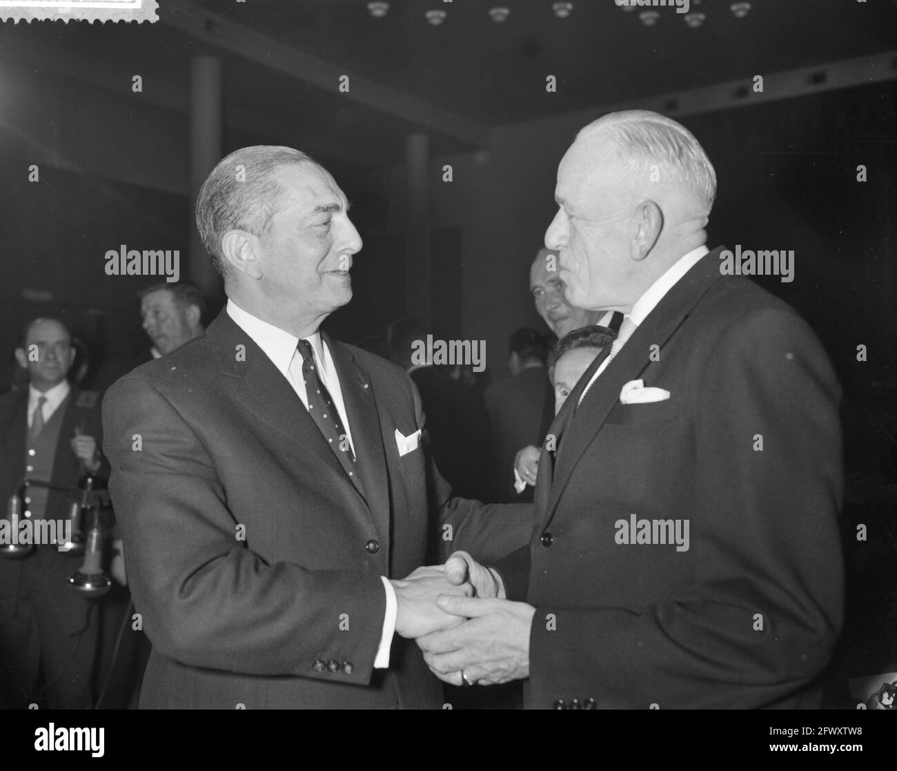 28 march 1960 Black and White Stock Photos & Images - Alamy