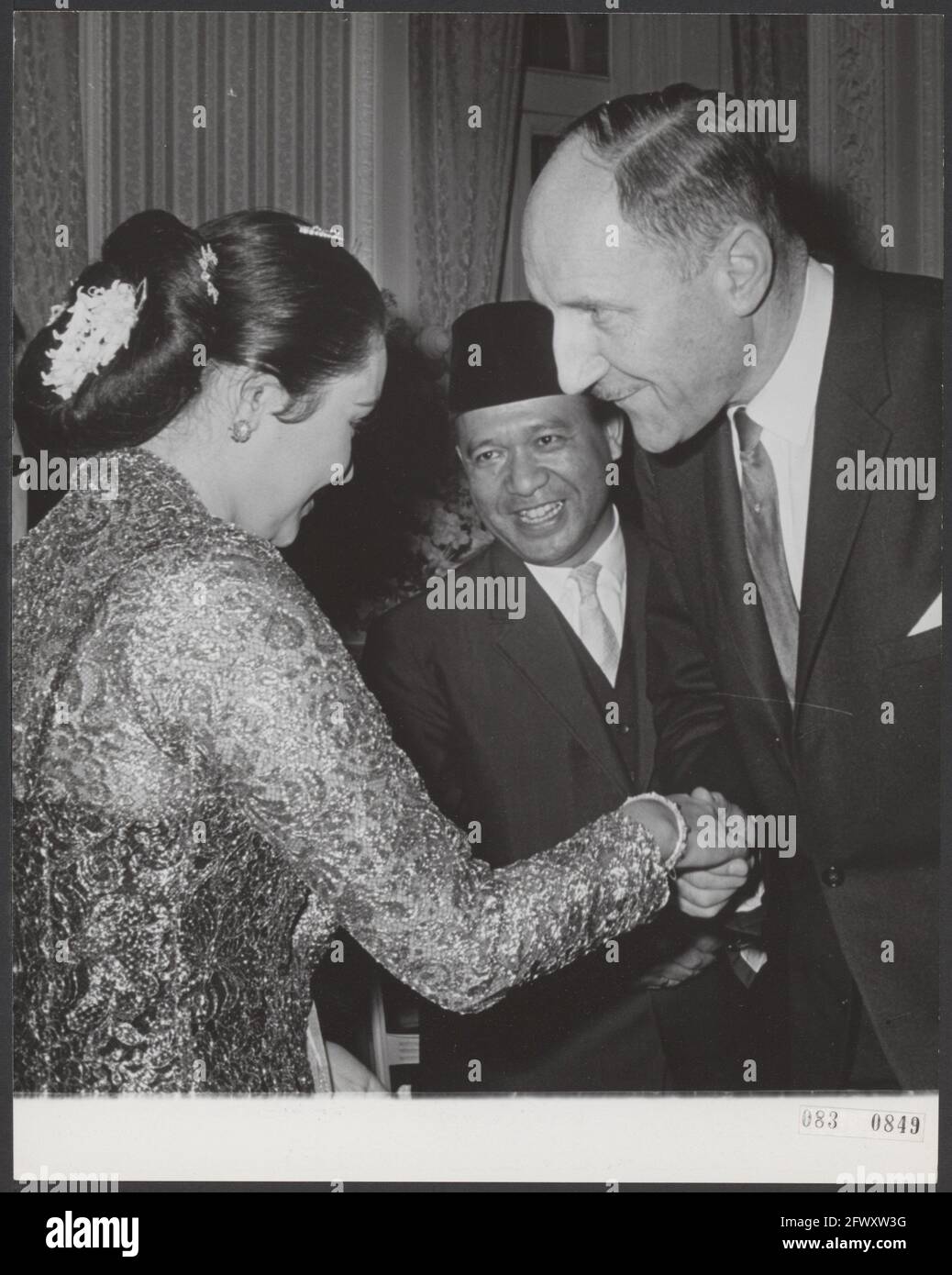 receptions, congratulations, weddings, ministers, Luns, J.A.M.H ...