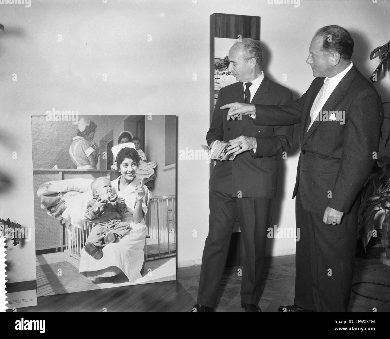 Opening exhibition Women of Israel by Ambassador Cidor, Ambassador H. A ...