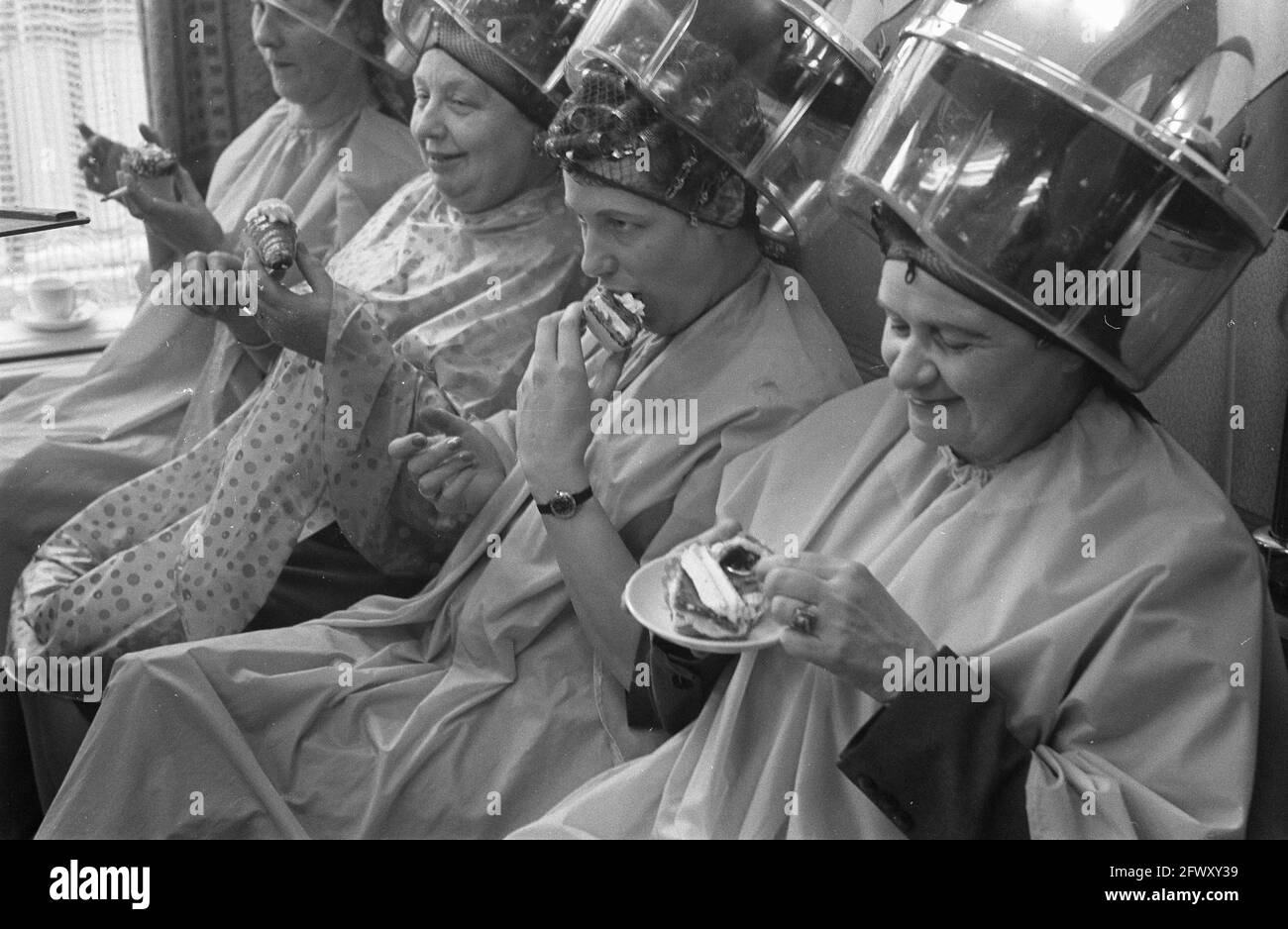Opening of the first hairdresser's day school on the Prinses ...