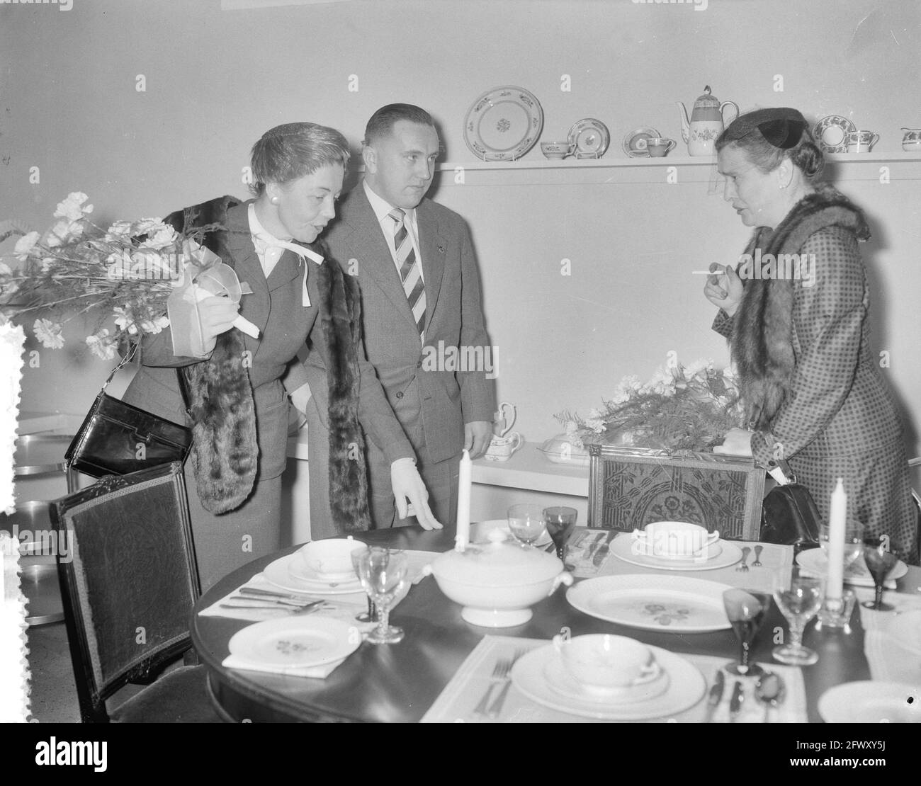Opening of the household fair in the RAI building, March 22, 1957 ...