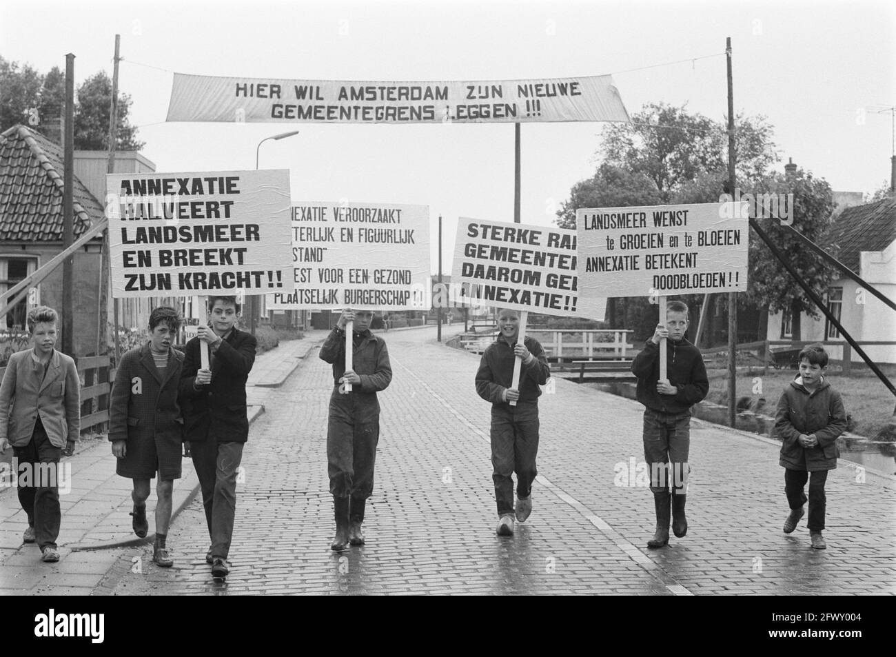 Protest against annexation of Landsmeer, July 20, 1961, PROTEST, The ...