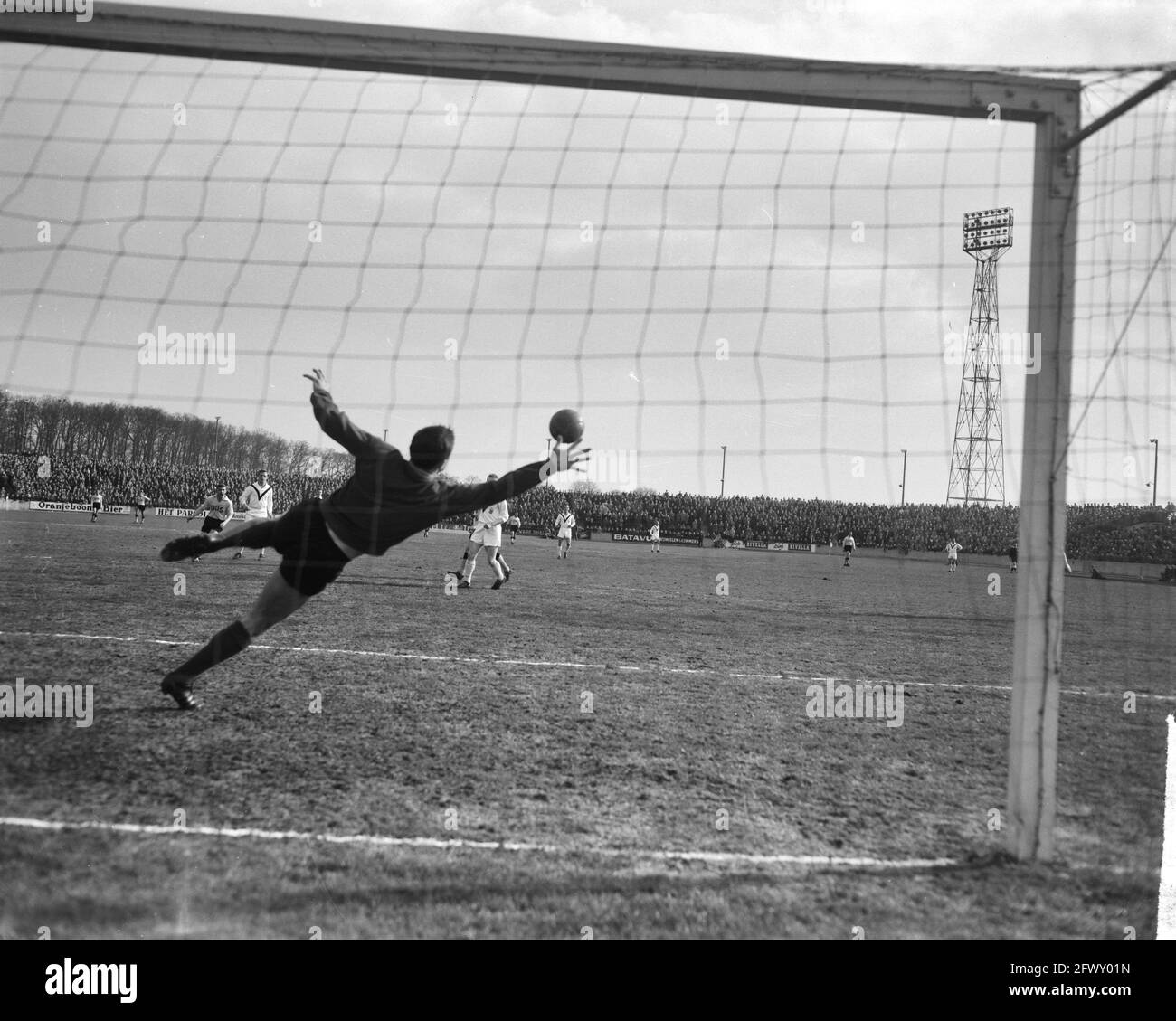 Dos 0 2 Black and White Stock Photos & Images - Alamy