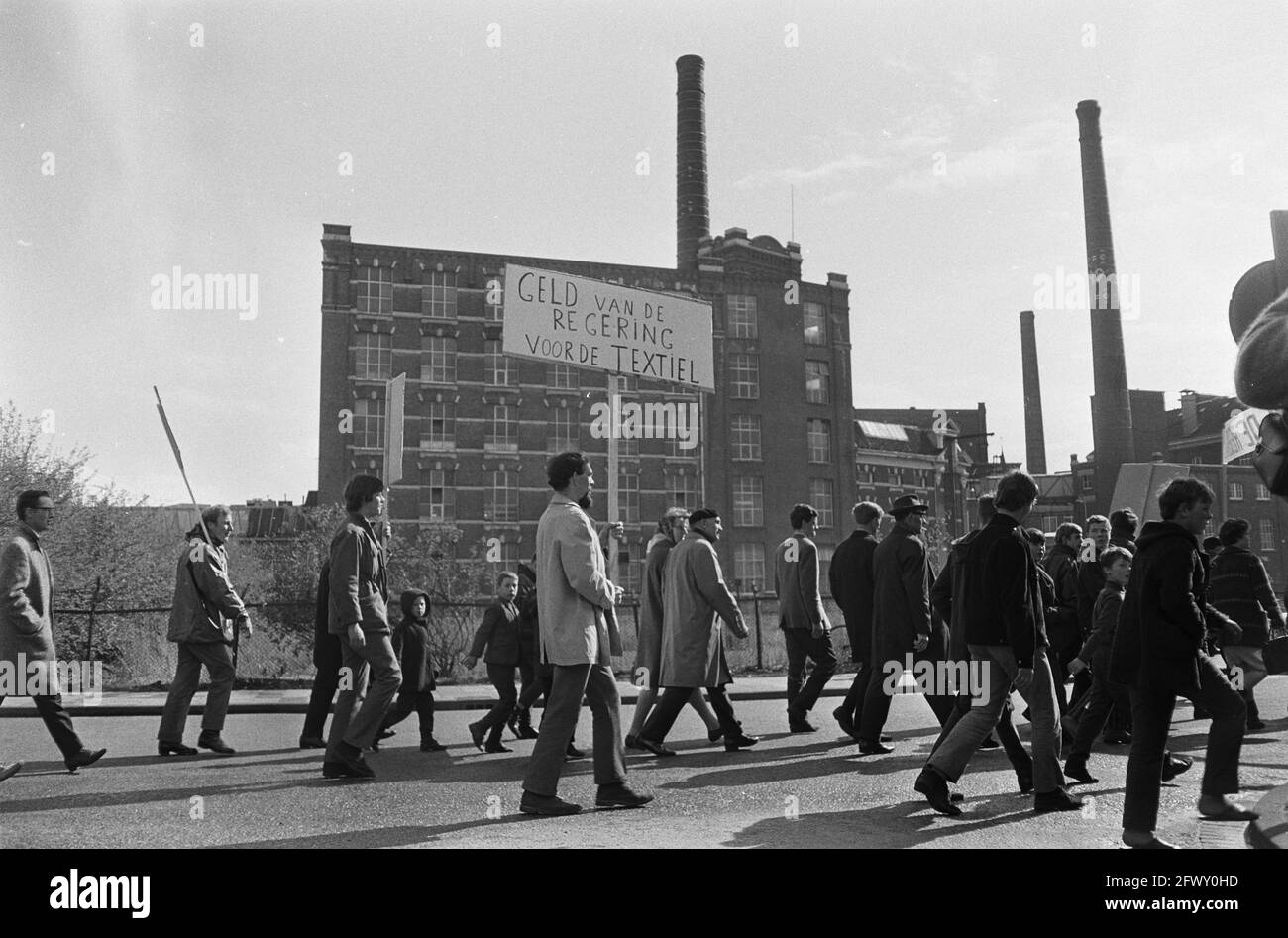 Protest demonstration in Enschede against unemployment, April 22, 1967 ...