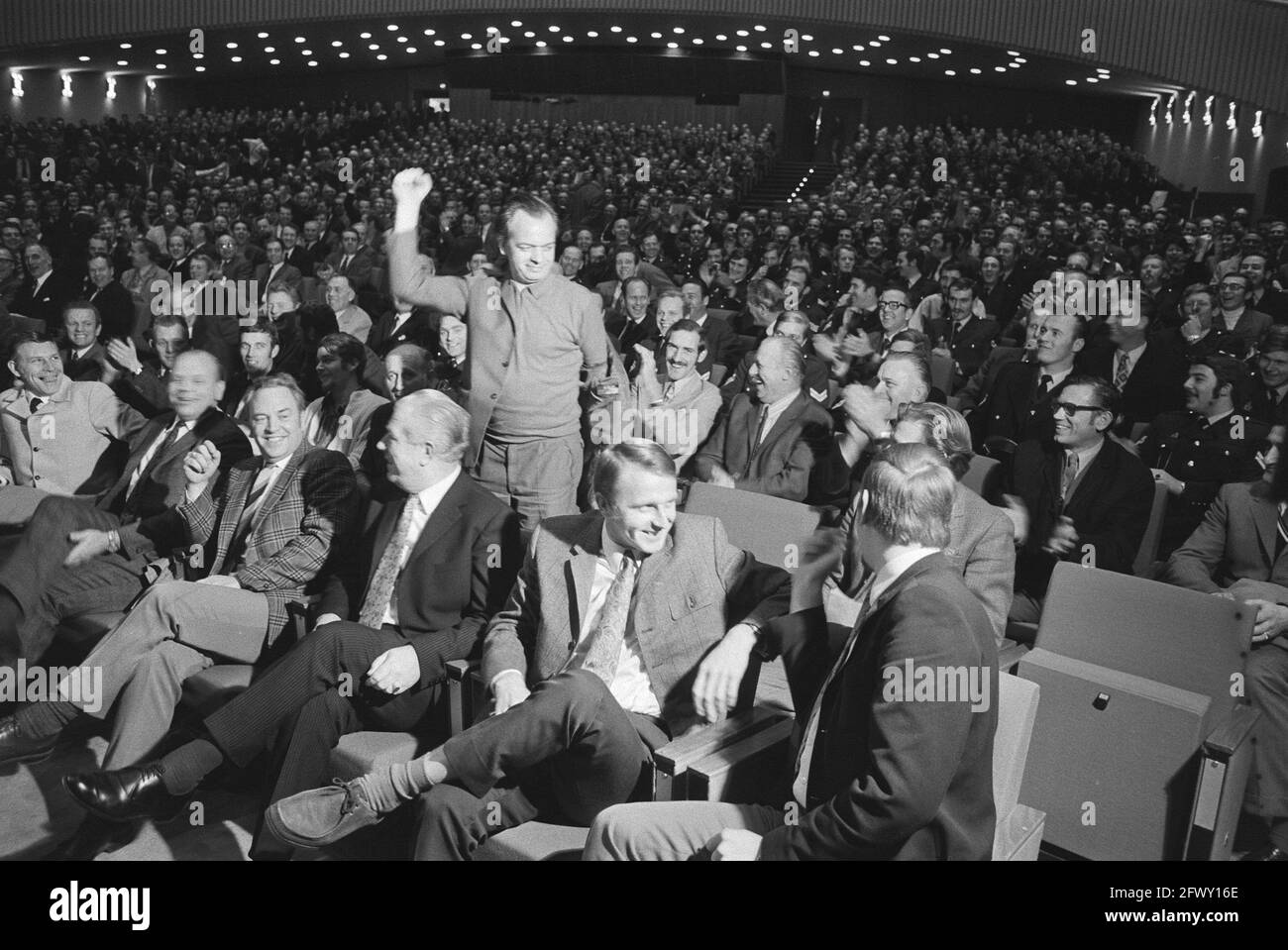 Protest meeting of about two thousand policemen in Congress Building ...