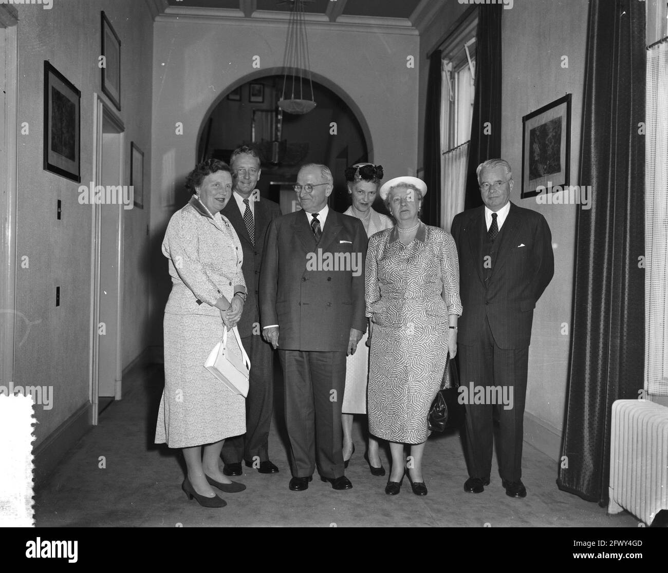 Mr and mrs truman hi-res stock photography and images - Alamy