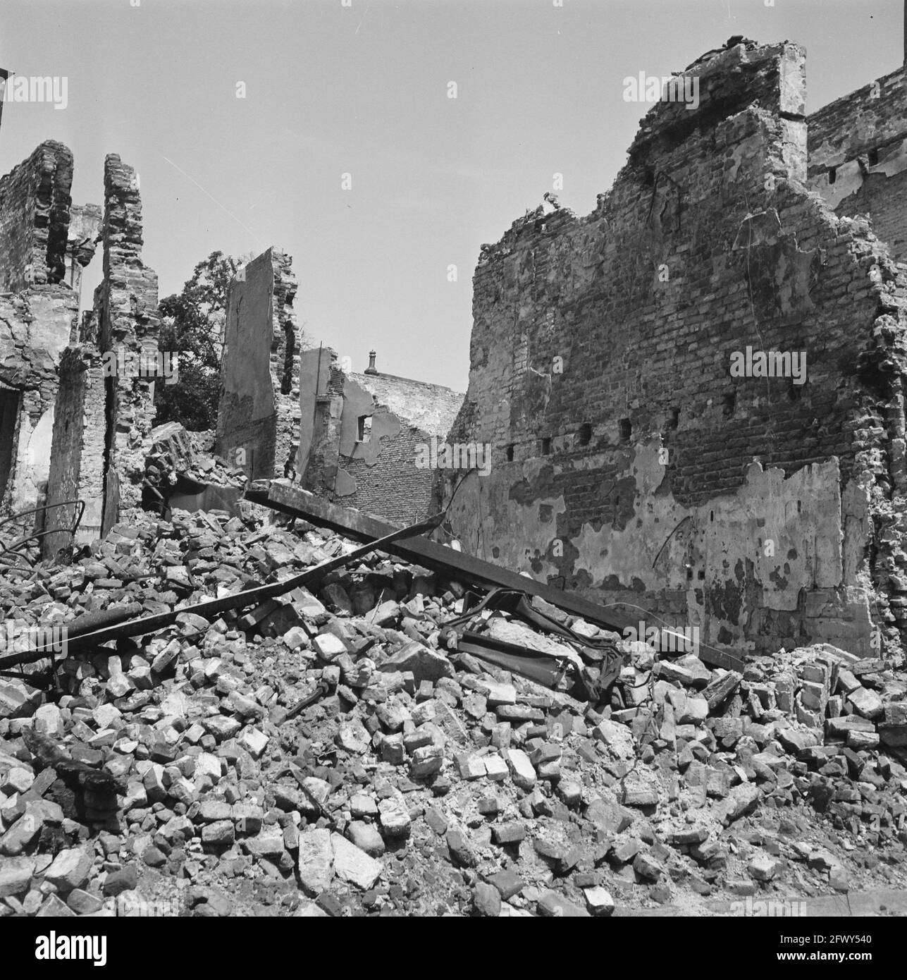 [debris], June 1945, buildings, debris, second world war, destruction ...