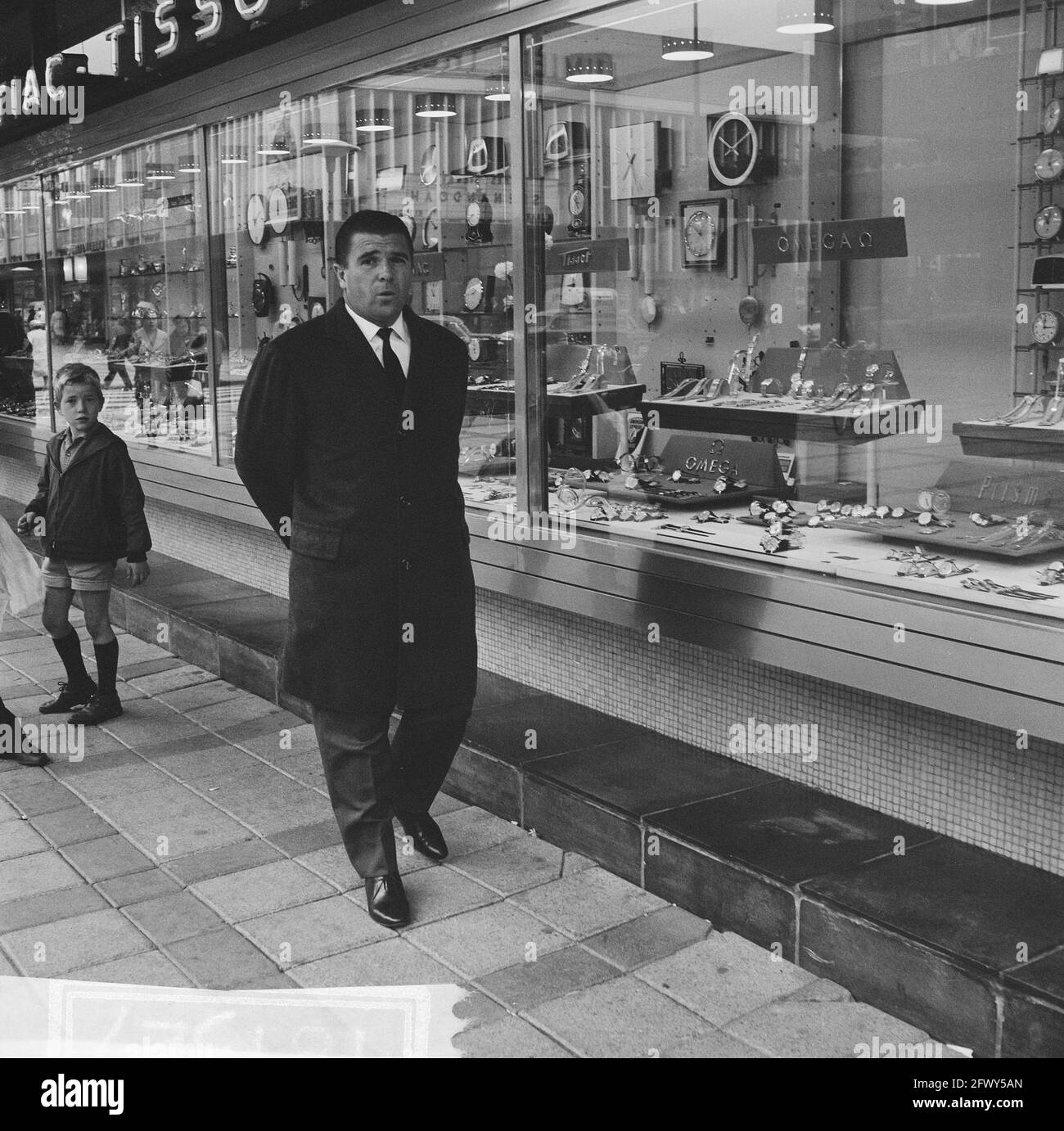 Puskas visited Faas Wilkes in Rotterdam, September 7, 1965, sports ...