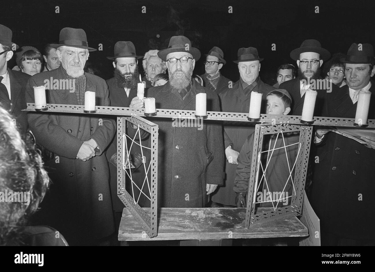 Rabbis hold demonstration against trial in Leningrad at Russian Embassy ...