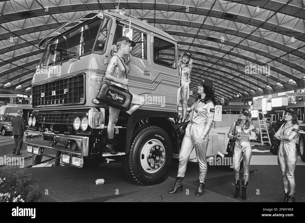 Daf girls hi-res stock photography and images - Alamy