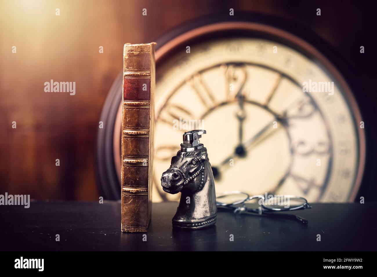 Time bound reference hi-res stock photography and images - Alamy