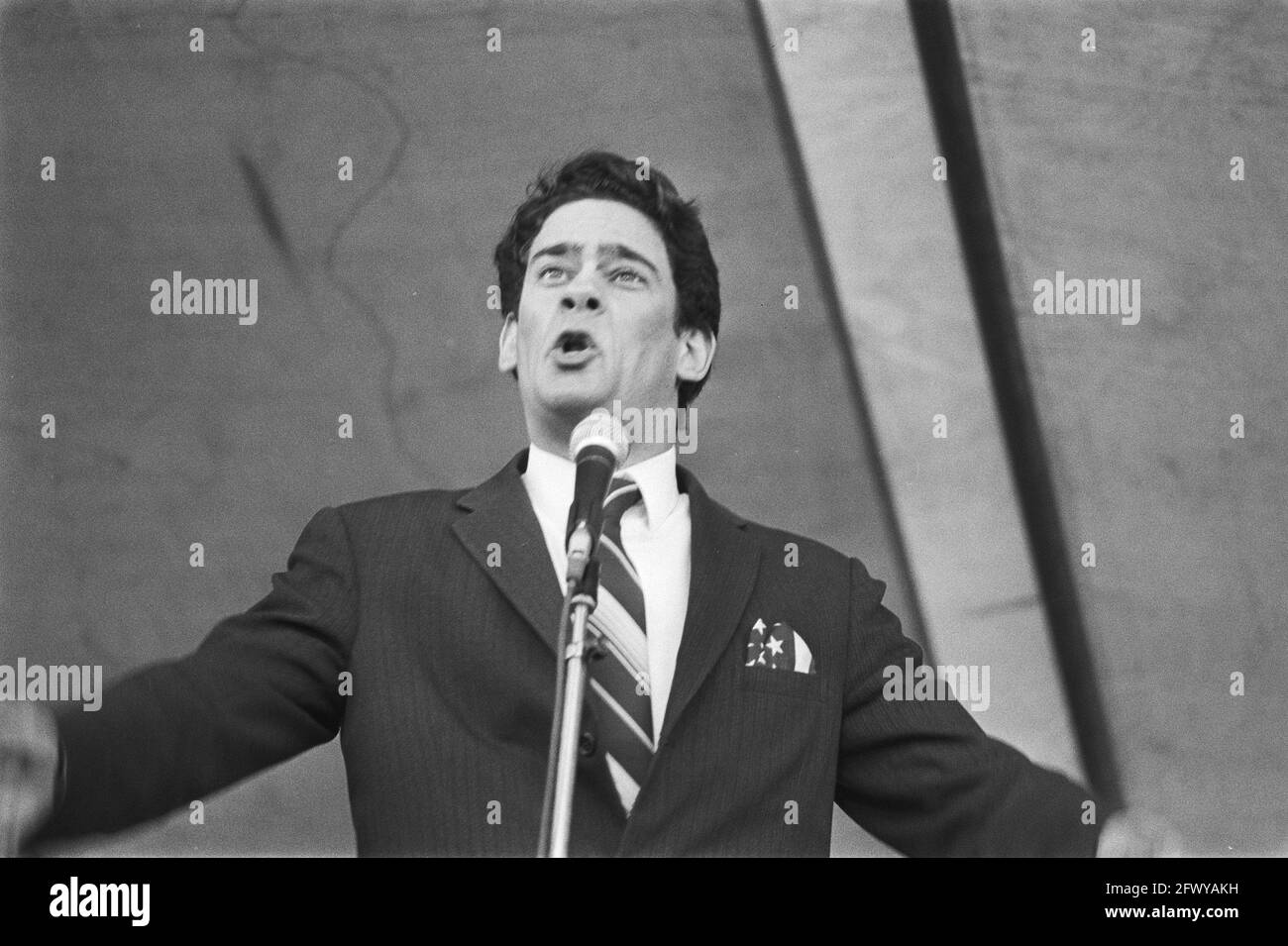 29 october 1983 Black and White Stock Photos & Images - Alamy