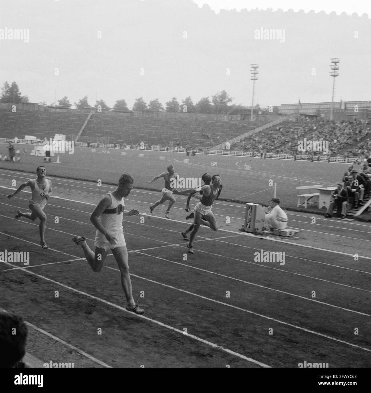 Athletics competitions in Brussels 10,000 meters. Finish 200 meter ...