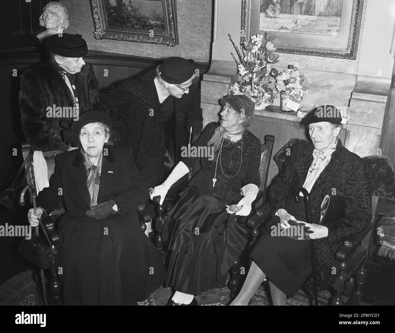 Painter image Black and White Stock Photos & Images - Alamy