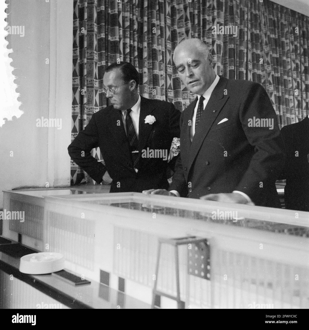 18 july 1957 Black and White Stock Photos & Images - Alamy