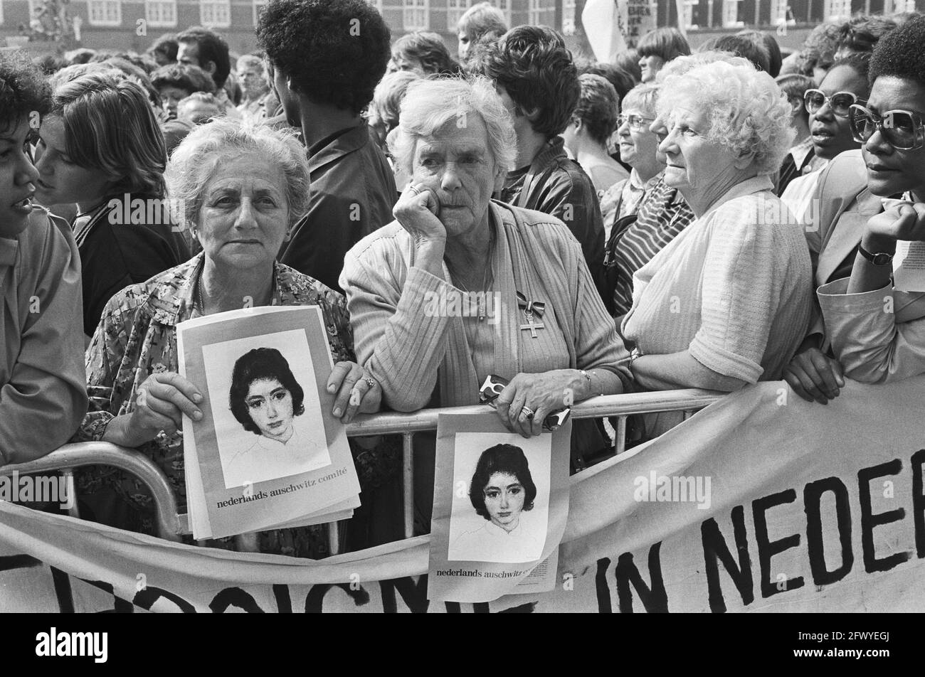 Elderly protesters with portraits of presumably Anne Frank, September ...