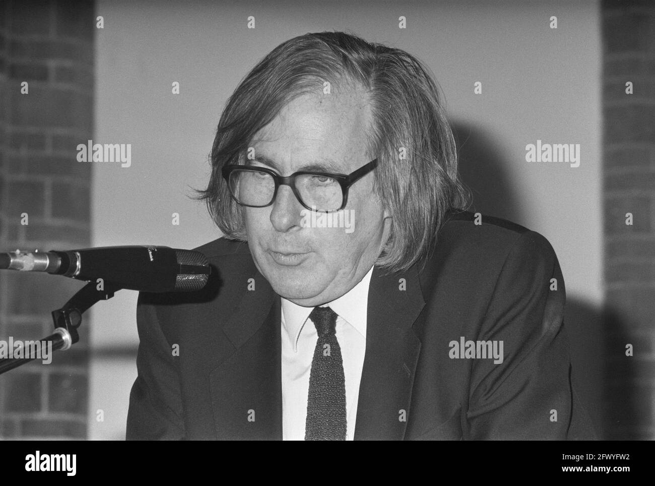 Presentation fonds victor hugo hi-res stock photography and images - Alamy